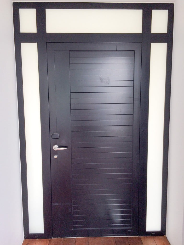 Porte Aluminium ADS 50 SCHUCO - ALUBAT Menuiserie Aluminium Guadeloupe